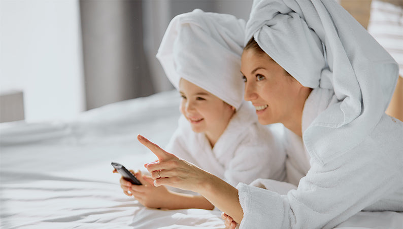 Netflix and Bath: Top Series to Watch Right Now | Pure Scentum